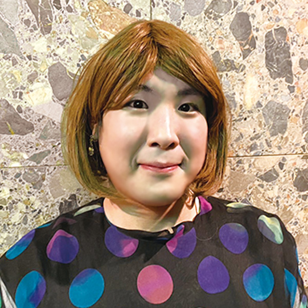 スタッフ紹介 | レッドバー